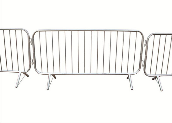 ISO Steel Road Barrier Metal Traffic Barrier 1.1 X 2.2Meter With Fix ...