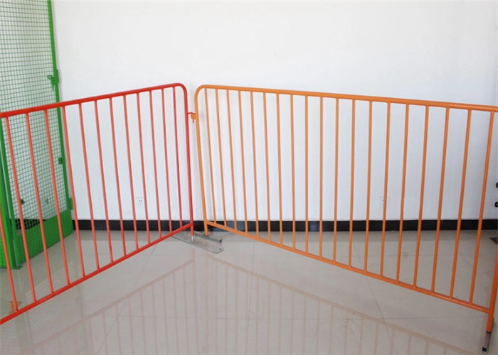 360 Degree Welding Temporary Crowd Control Barrier Made By Round Pipe ...