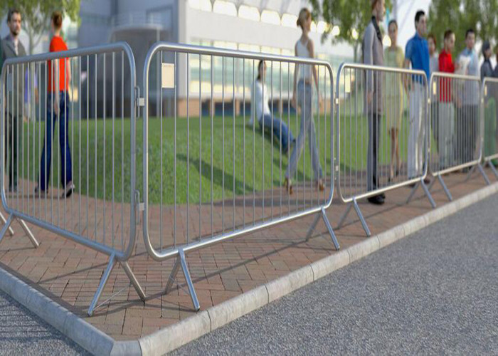 Metal Crowd Barriers / Crowd Control Systems For Swimming Pool Fences