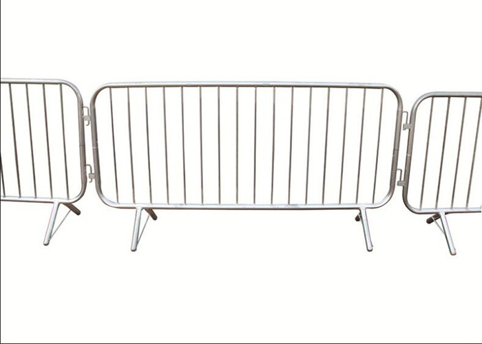 ISO Steel Road Barrier Metal Traffic Barrier 1.1 X 2.2Meter With Fix ...