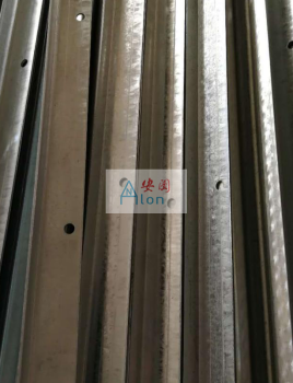 Non - Overlapping Open Gable Trellis System Excellent Ventilation And ...