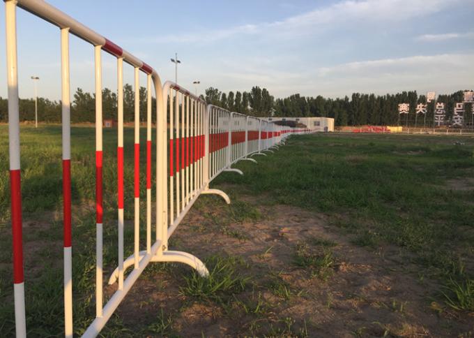 Galvanized Welded Crowd Control Gates , Portable Crowd Barriers For Events
