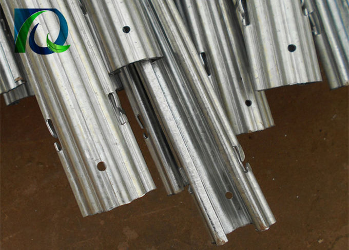 C Type 275G/M2 Hot Galvanized Metal Vineyard Trellis Posts